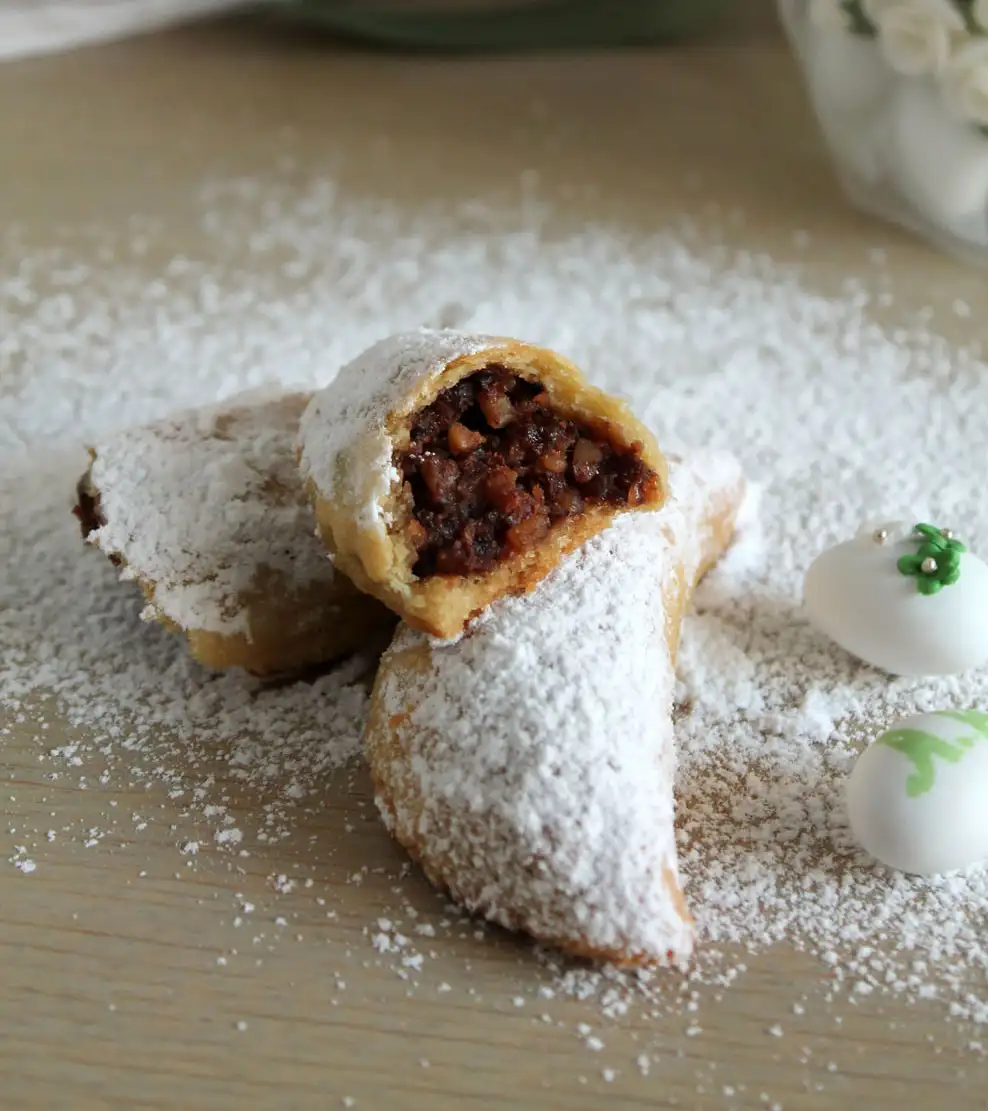 3 Traditional Cretan Sweets for Your Wedding - Wedding Tales Crete ...